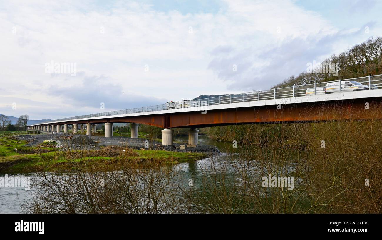 Dovey dyfi bridge crossing the flood plain hi-res stock photography and ...