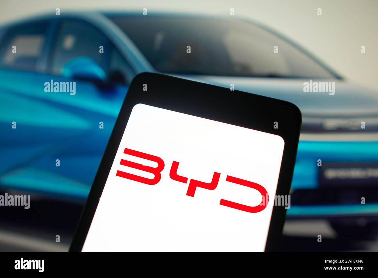 Byd car and logo hi-res stock photography and images - Alamy