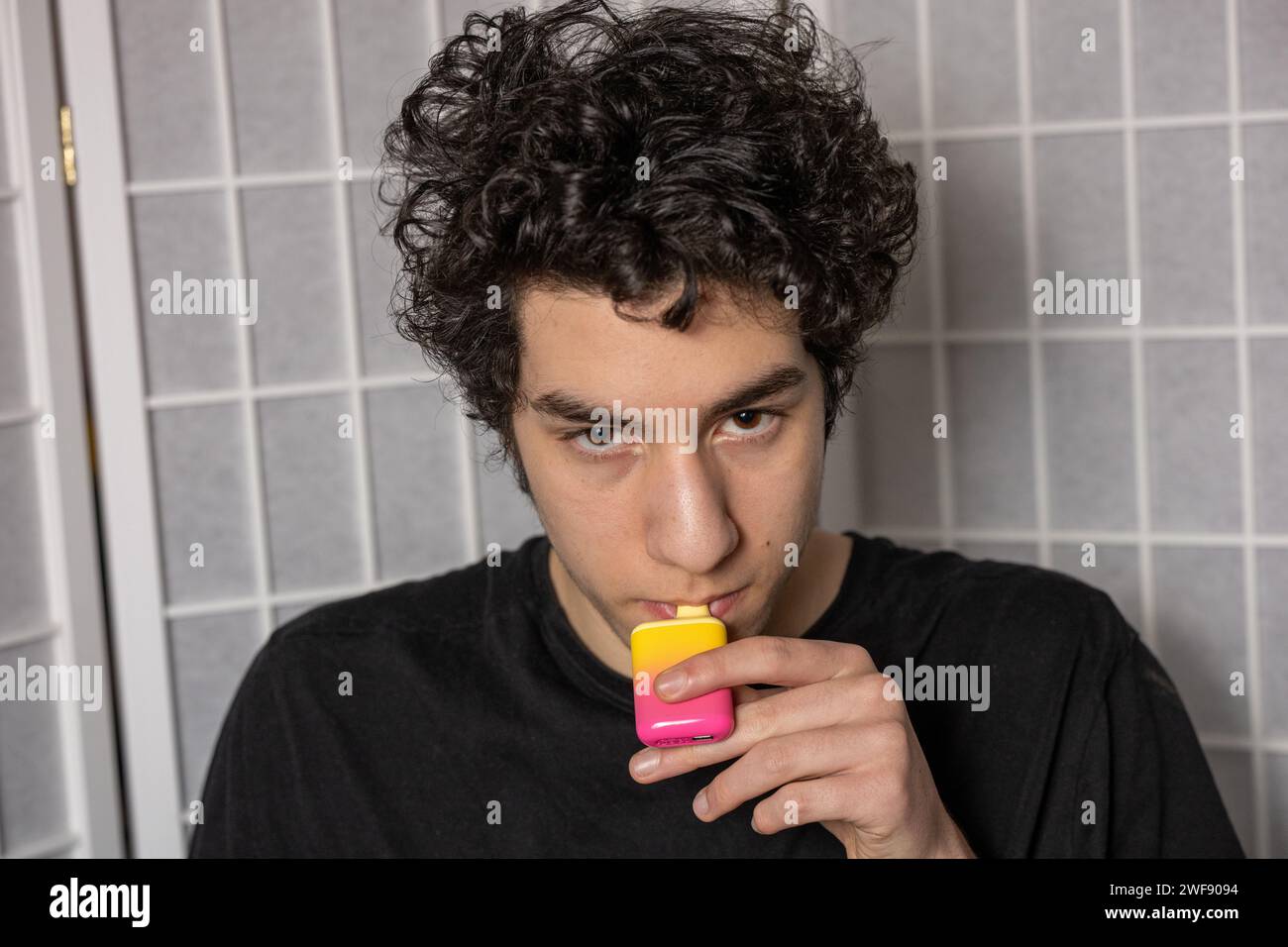 Smoking boy hi-res stock photography and images - Alamy