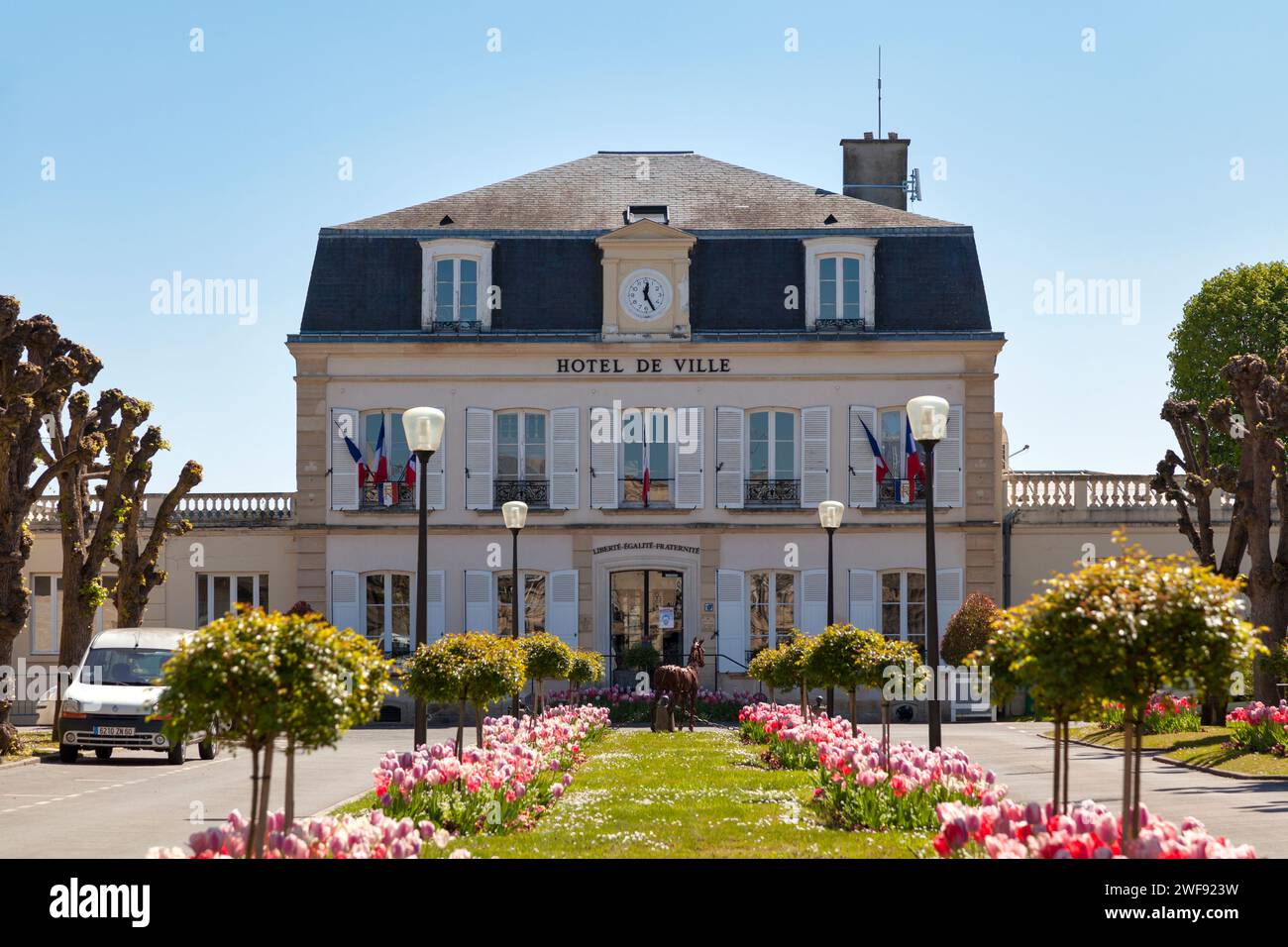 Chantilly, France - April 25 2021: The town hall of Chantilly in the ...