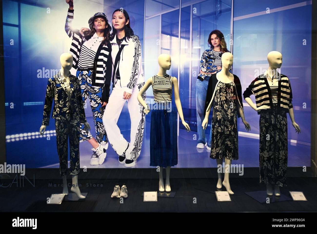 Deutsches modeunternehmen hi-res stock photography and images - Alamy