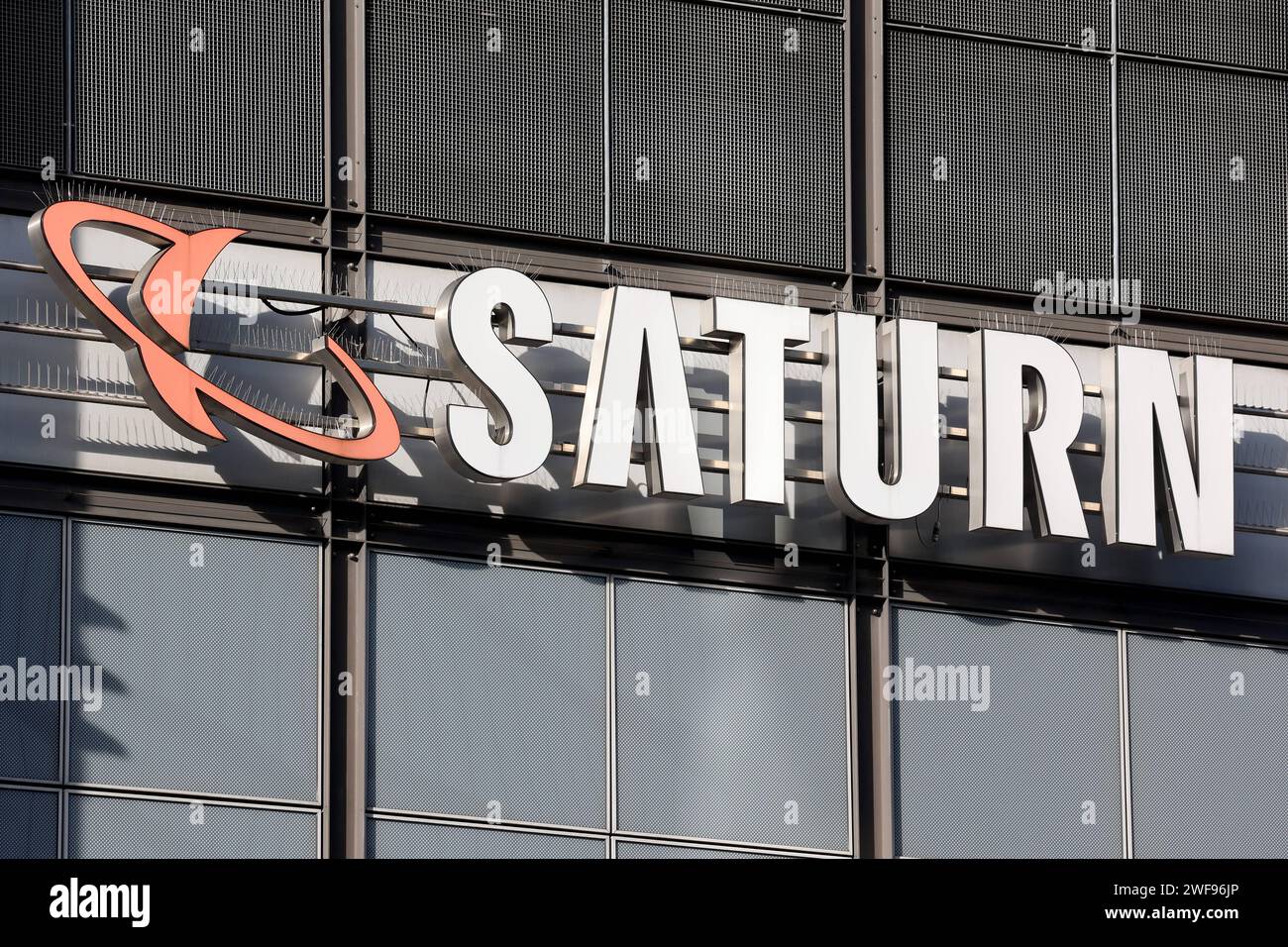 Die Shopping Mall City Galerie. Das Logo von Saturn. City Galerie am 29 ...