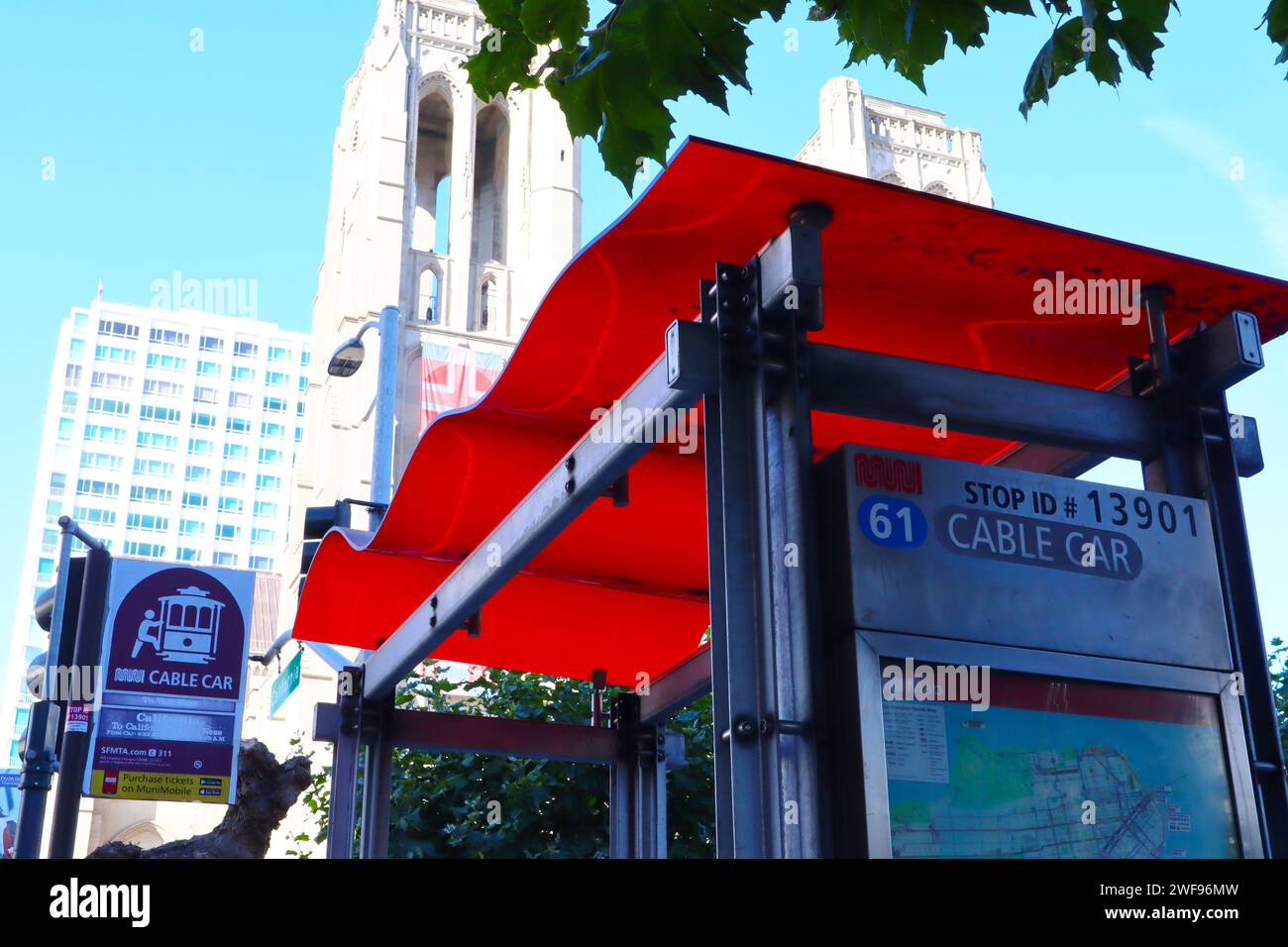 San Francisco, California: SFMTA MUNI CABLE CAR Stop Stock Photo - Alamy