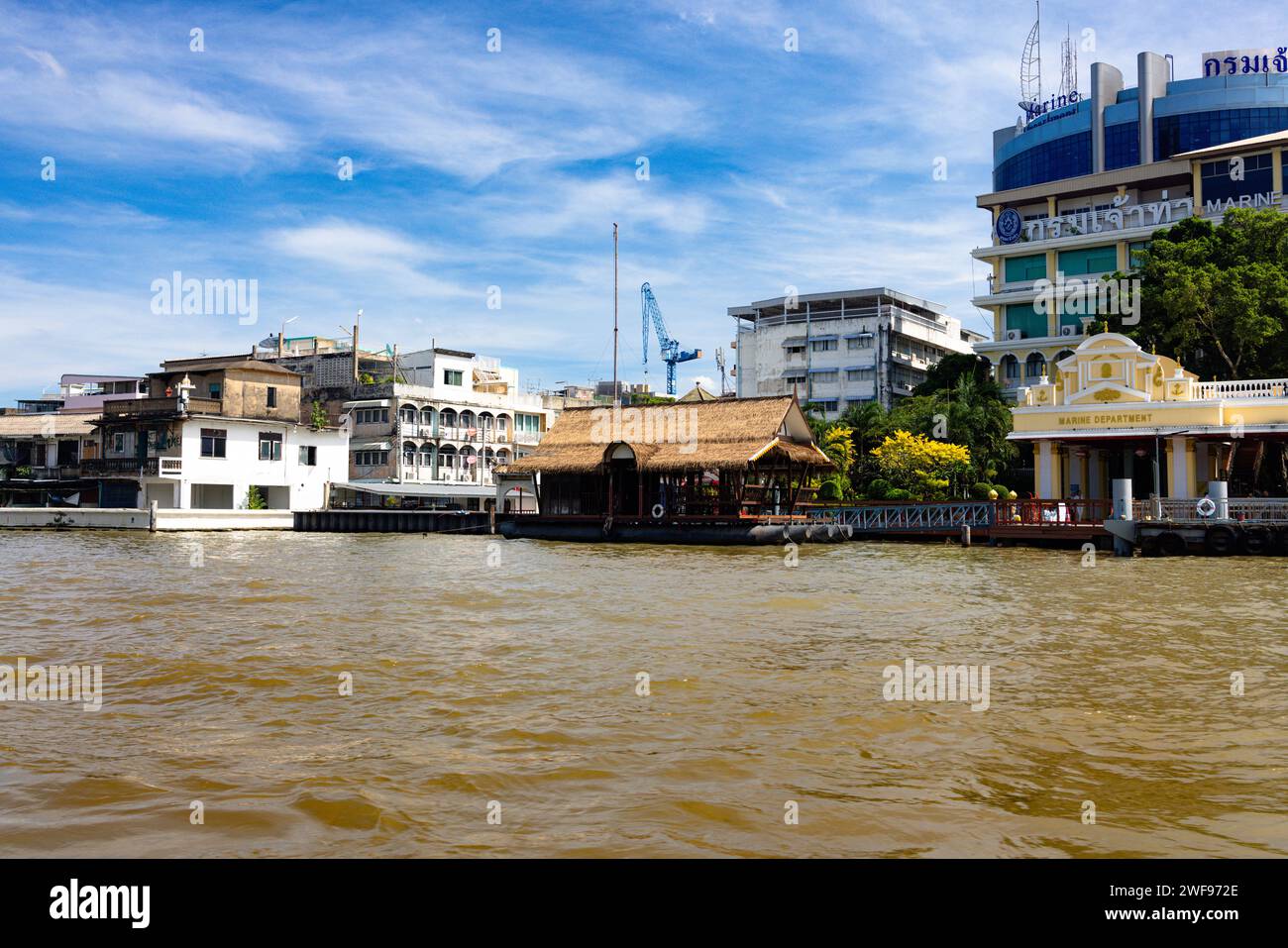 Picturesque riverfront buildings hi-res stock photography and images ...