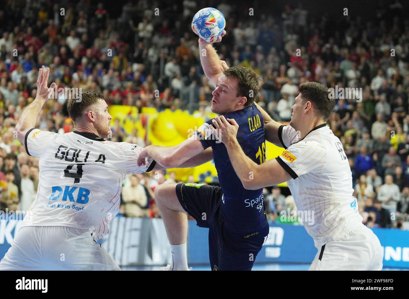 Felix claar handball hi-res stock photography and images - Alamy
