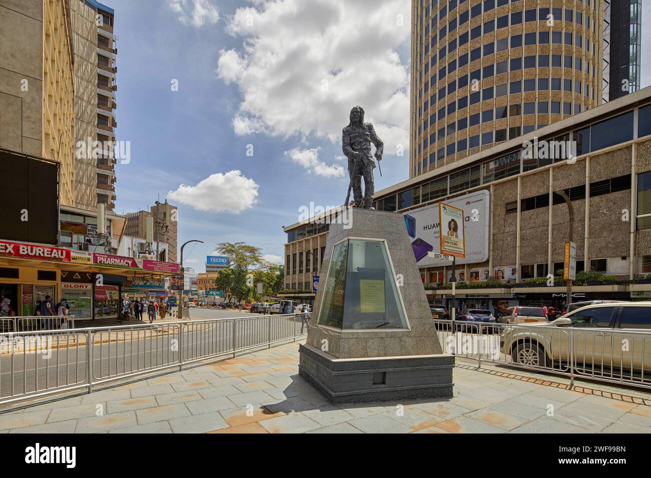 Dedan Kimathi Statue, Nairobi, Kenya, Africa Stock Photo - Alamy