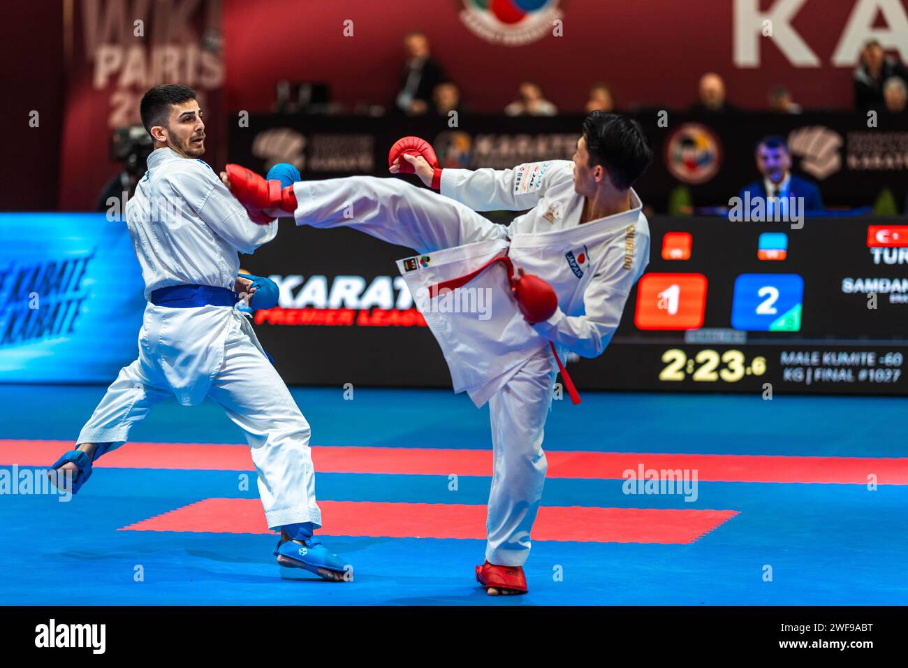 Eray SAMDAN of Turkiye and Hiromu HASHIMOTO of Japan, Male Kumite -60kg ...