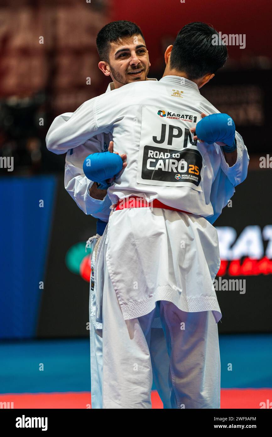 Eray SAMDAN of Turkiye and Hiromu HASHIMOTO of Japan, Male Kumite -60kg ...