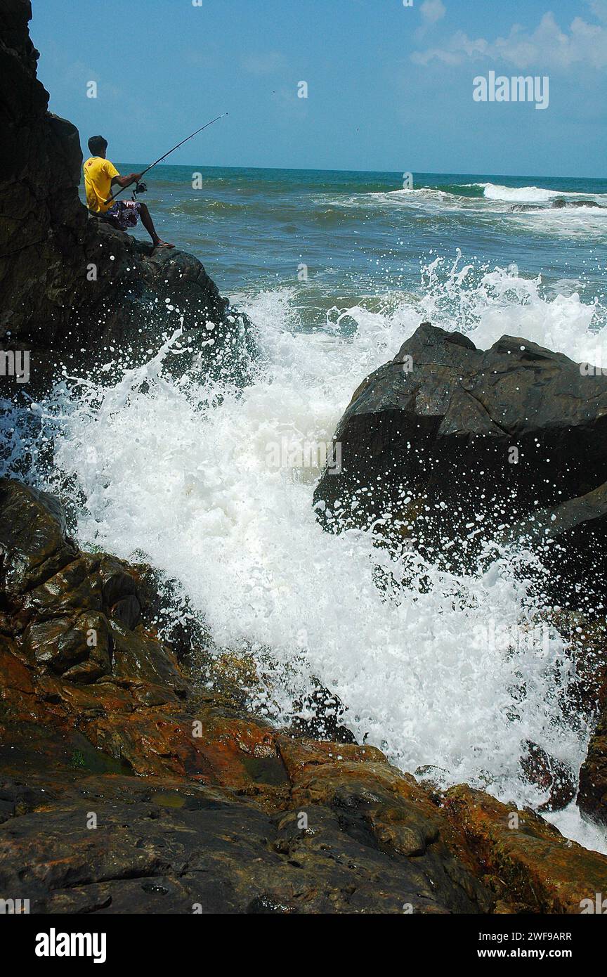 The beautiful Aguada Beach. The beaches of Goa are the perfect ...