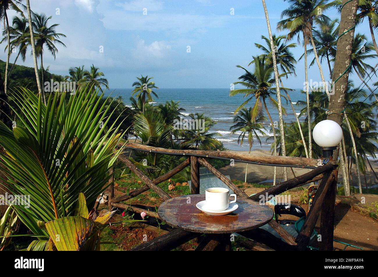 The beautiful Aguada Beach. The beaches of Goa are the perfect ...