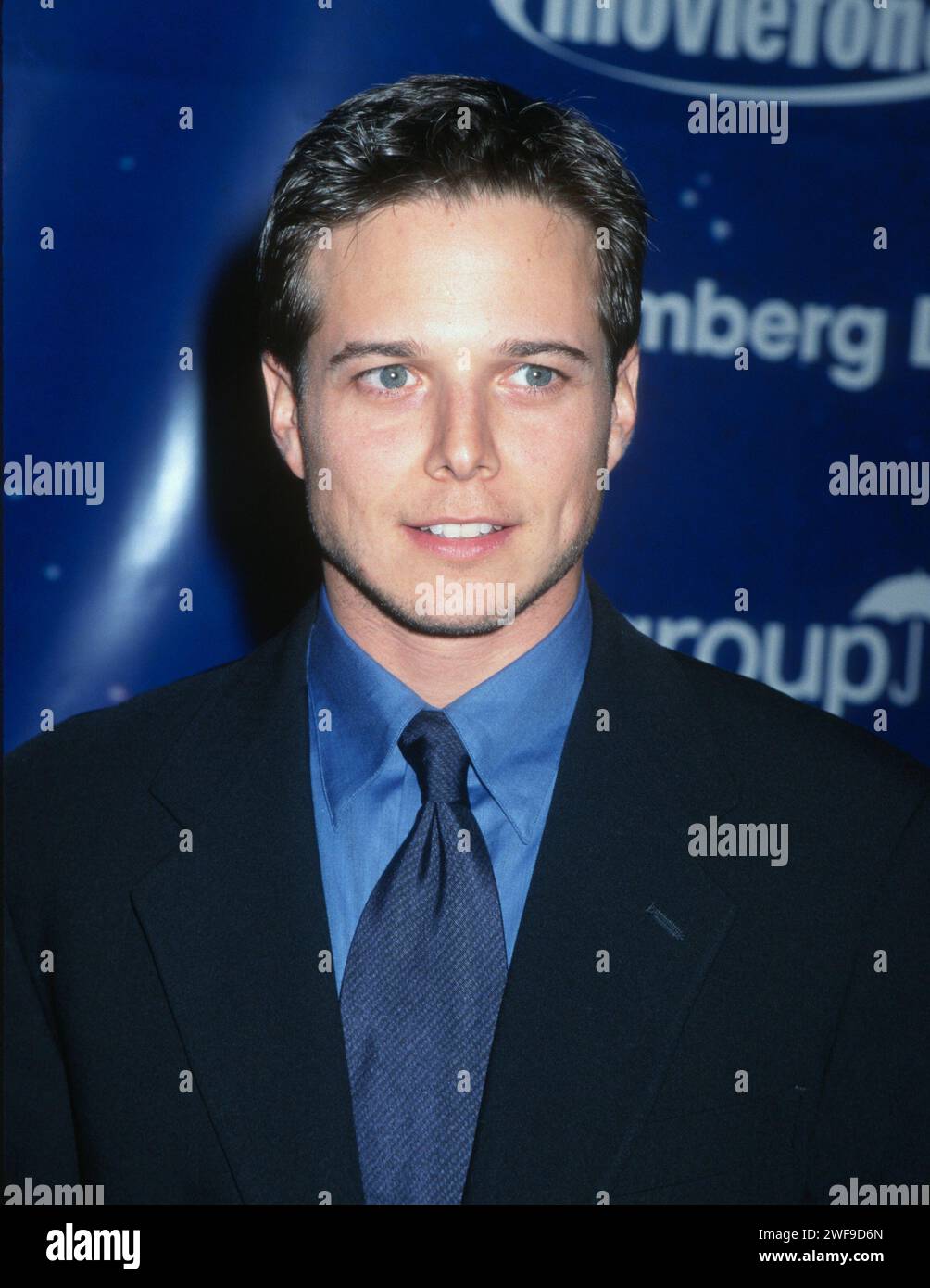 Scott Wolf, 1999. ph: John Barrett/PHOTOlink/Courtesy Everett ...