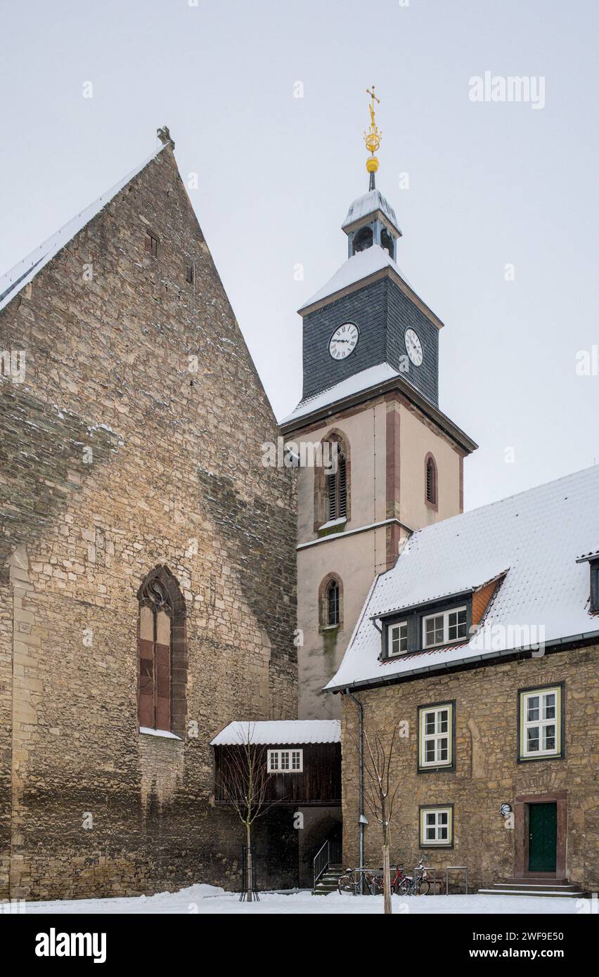Old graveyard in winter snowfall hi-res stock photography and images ...