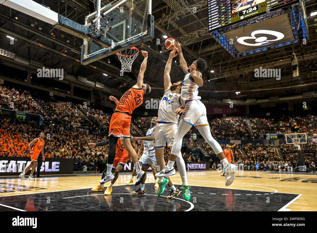 Josh Sharma Centre of London Lions Men and Skyler White Forward and ...