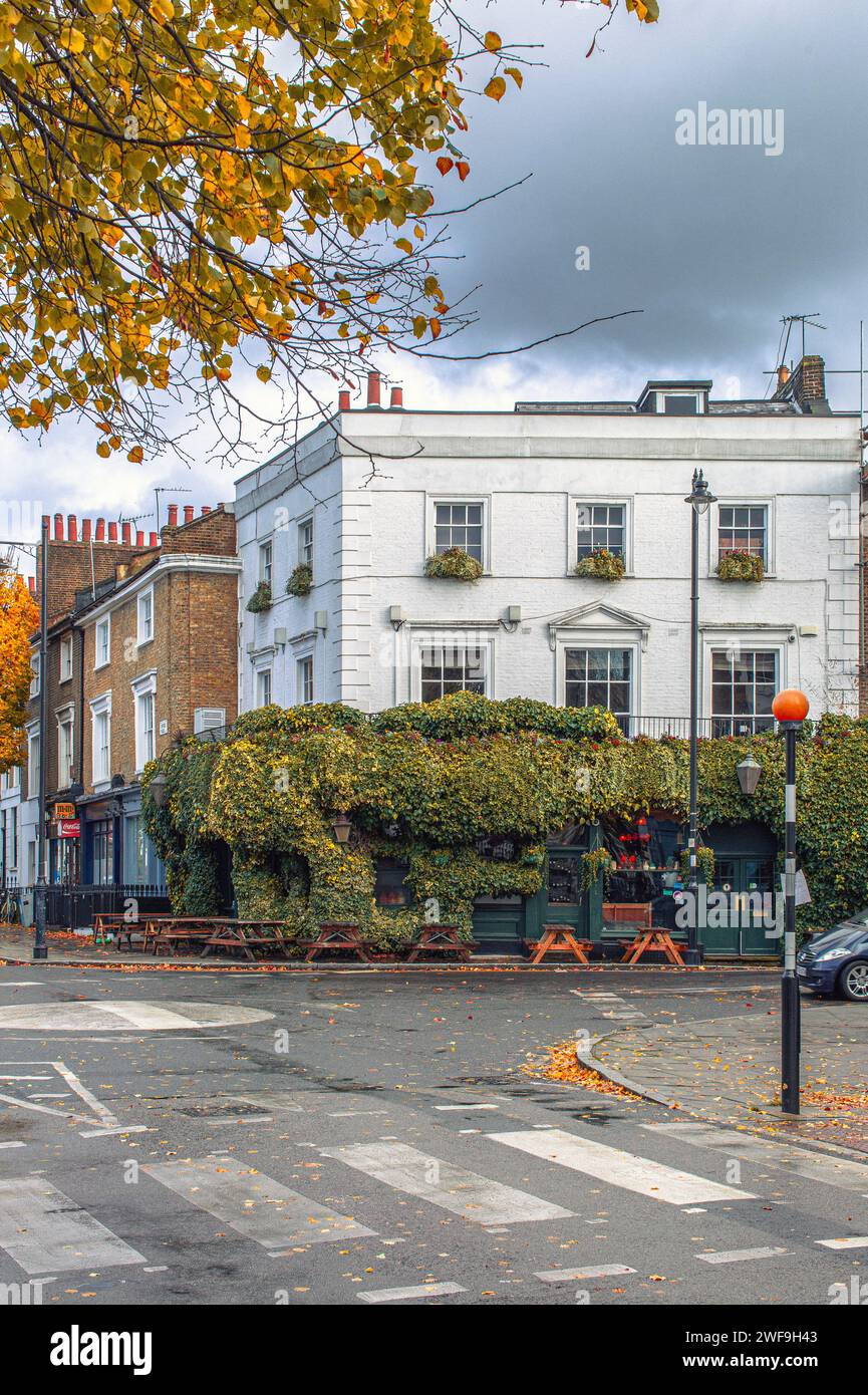 Hemingford arms hi-res stock photography and images - Alamy
