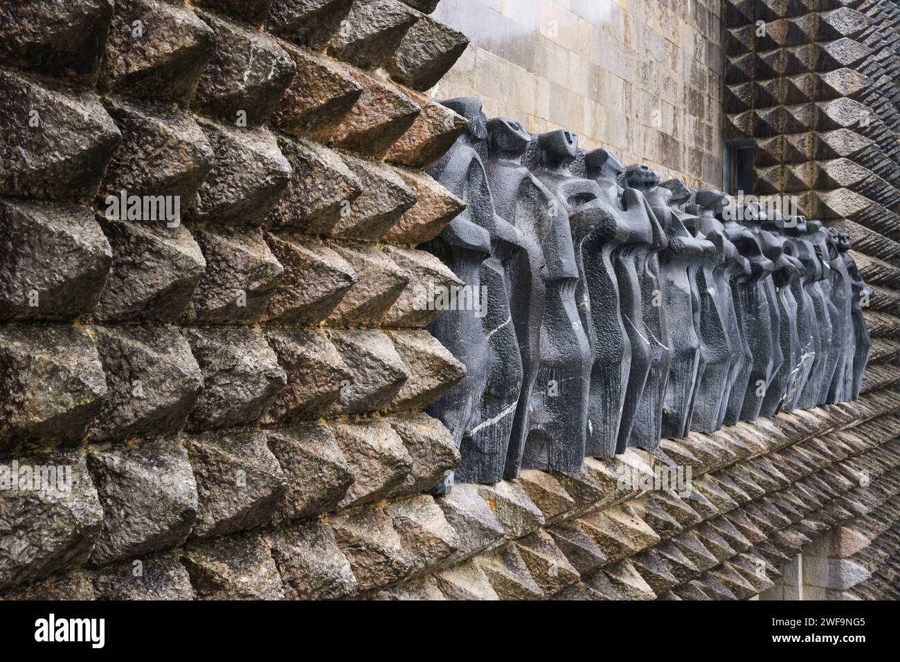 sculptures of the 14 apostles on the façade, sculptor Jorge Oteiza ...