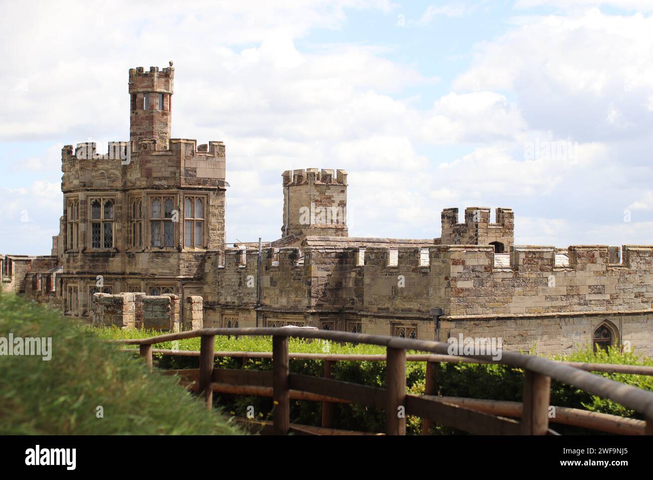 The medieval fortress, Warwick Castle, stands tall and majestic Stock ...