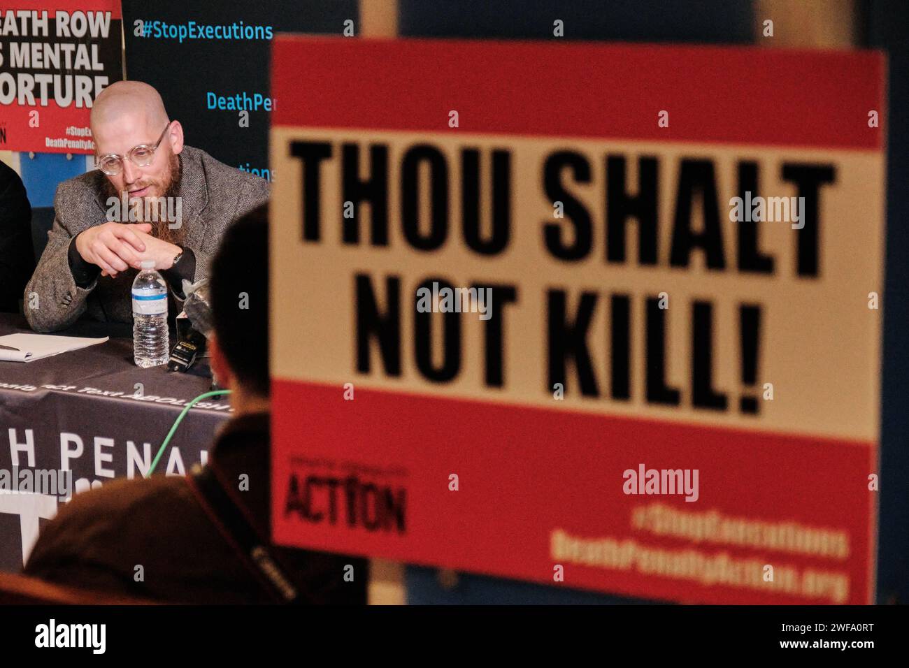 Nitrogen gas execution hi-res stock photography and images - Alamy