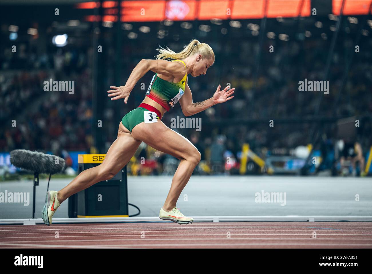 Modesta Juste Morauskaite participating in the 400 meters at the World ...