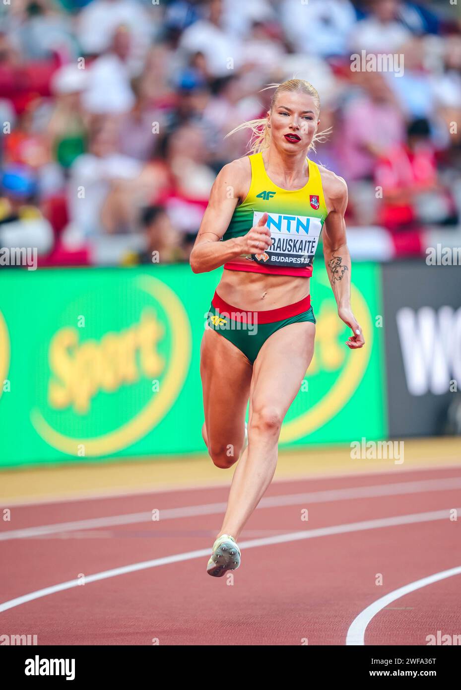 Modesta Juste Morauskaite participating in the 400 meters at the World ...
