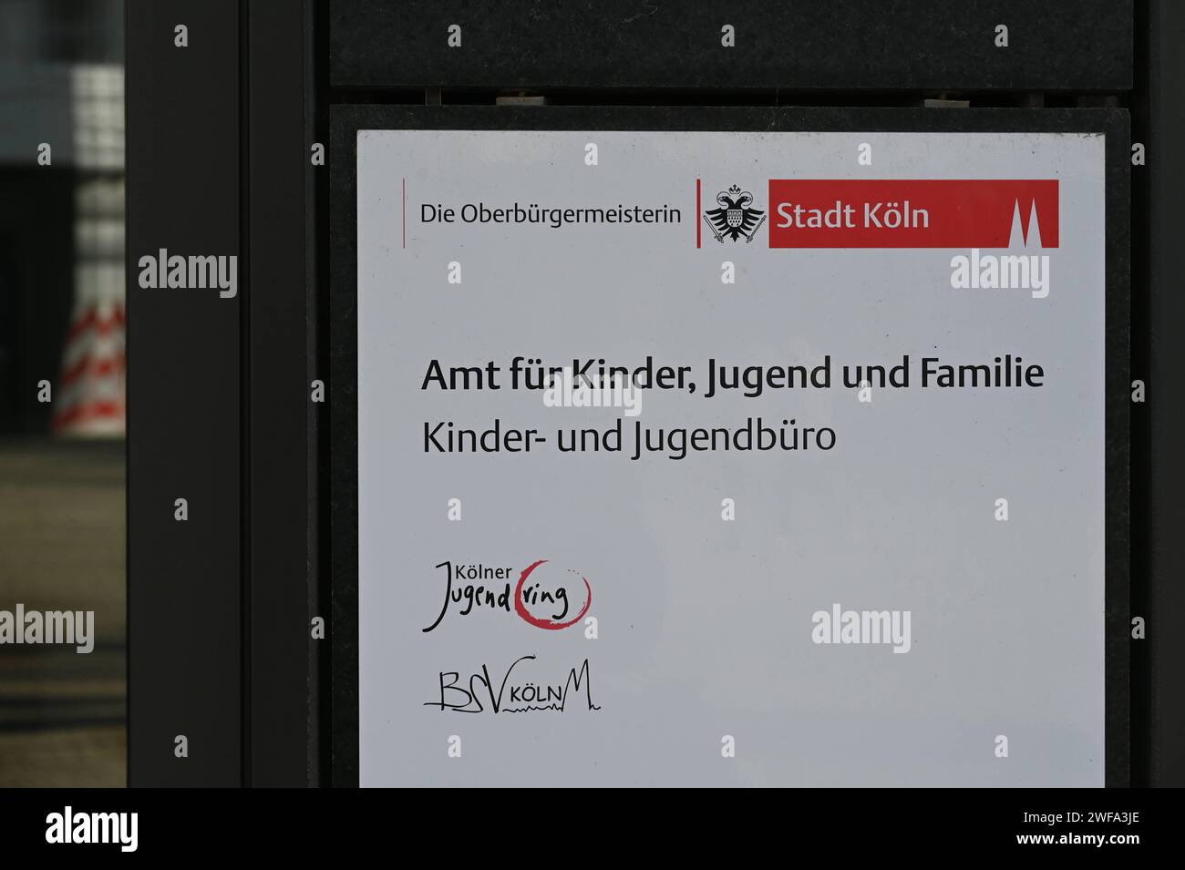 Schild Stadt Köln, Amt für Kinder, Jugend und Familie Kinder und ...