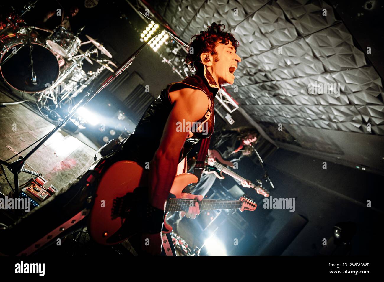 Rome, Italy. 28th Jan, 2024. Des Rocs play the guitar during the Music ...