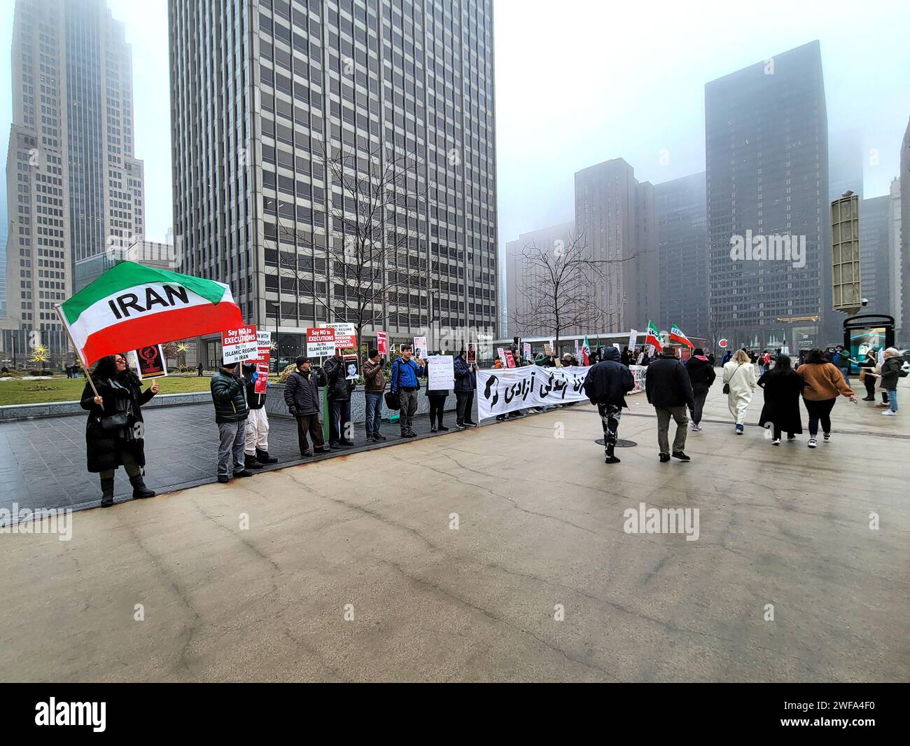 Iranian activists in Chicago gathered downtown Saturday afternoon in ...