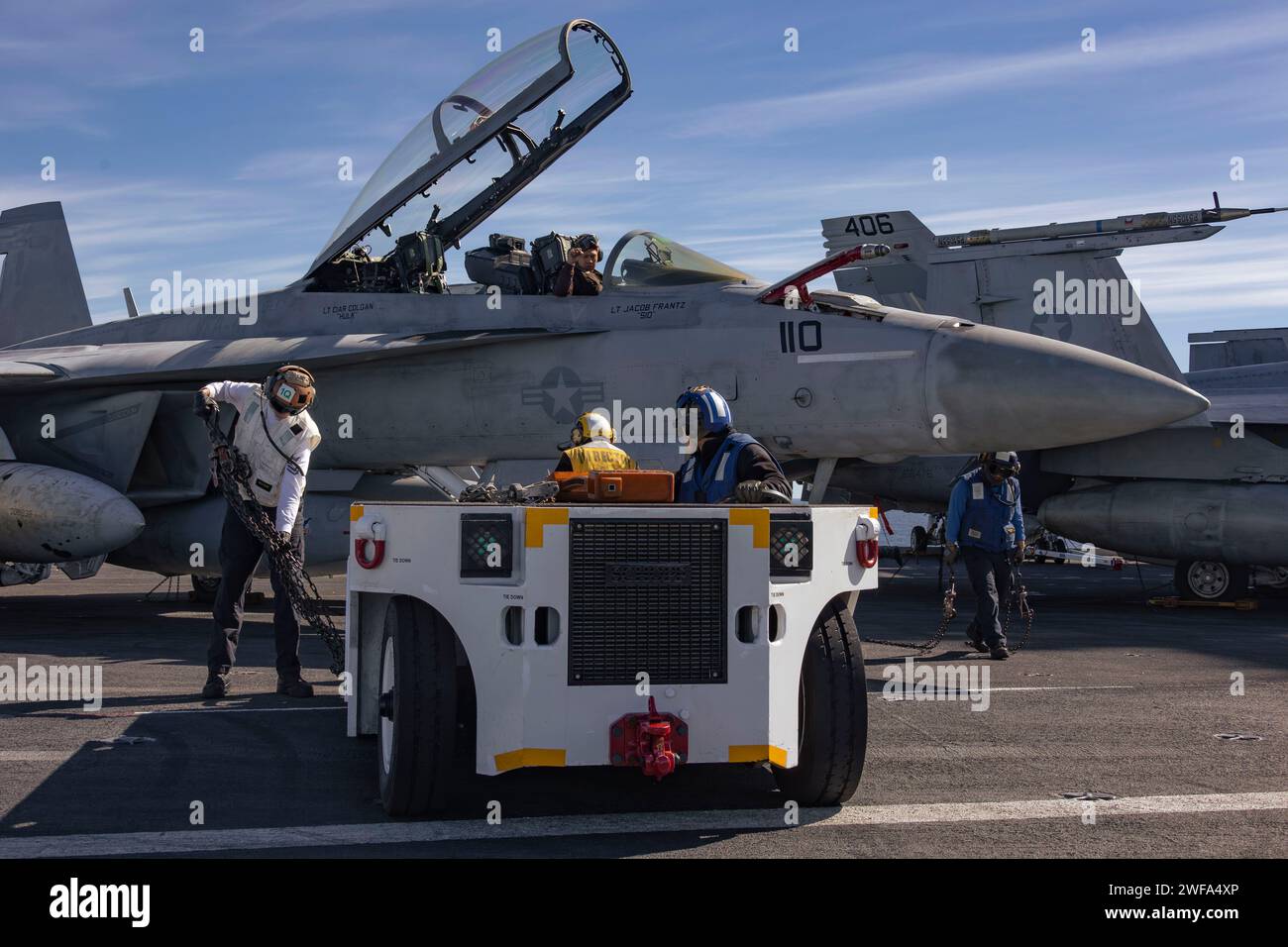 240127-N-LM220-1156 PACIFIC OCEAN (Jan. 27, 2024) Sailors prepare to ...