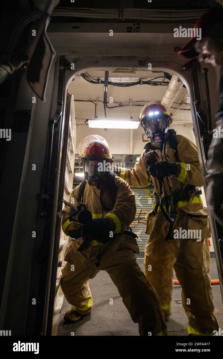 Class bravo fire drill hi-res stock photography and images - Alamy