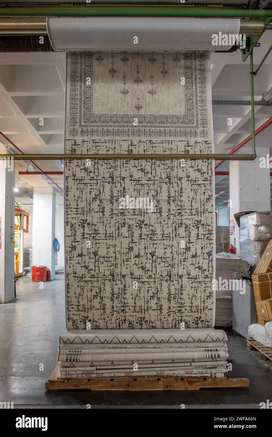 Synthetic yarns for carpet factory, carpet production, weaving looms ...