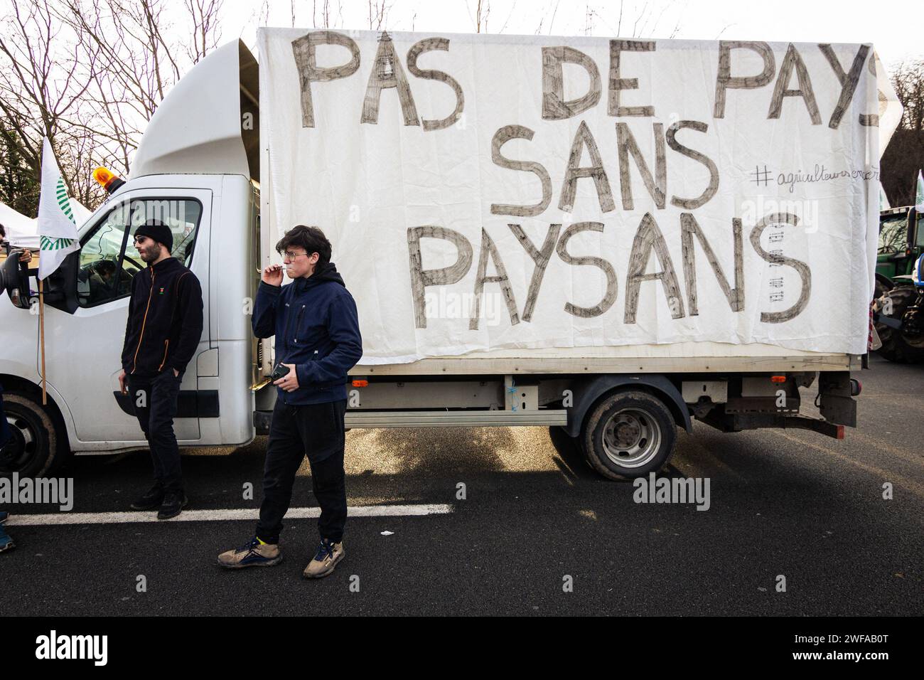Farmers block hi-res stock photography and images - Alamy