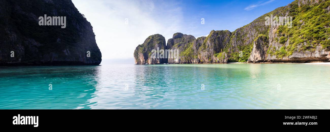 Panoramic landscape of the Maya Bay in the Phi Phi Islands in Thailand ...