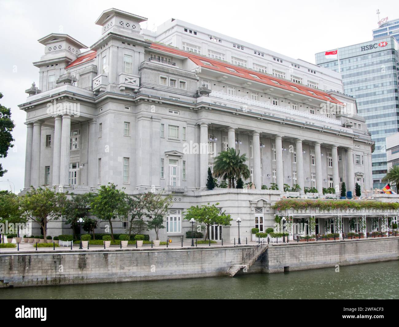 The Fullerton Hotel in Singapore, previously the General Post Office ...