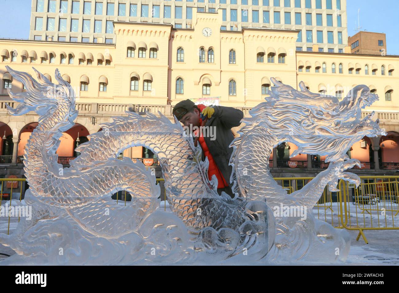 Beijing, Norway. 27th Jan, 2024. A craftsman makes an ice sculpture in ...