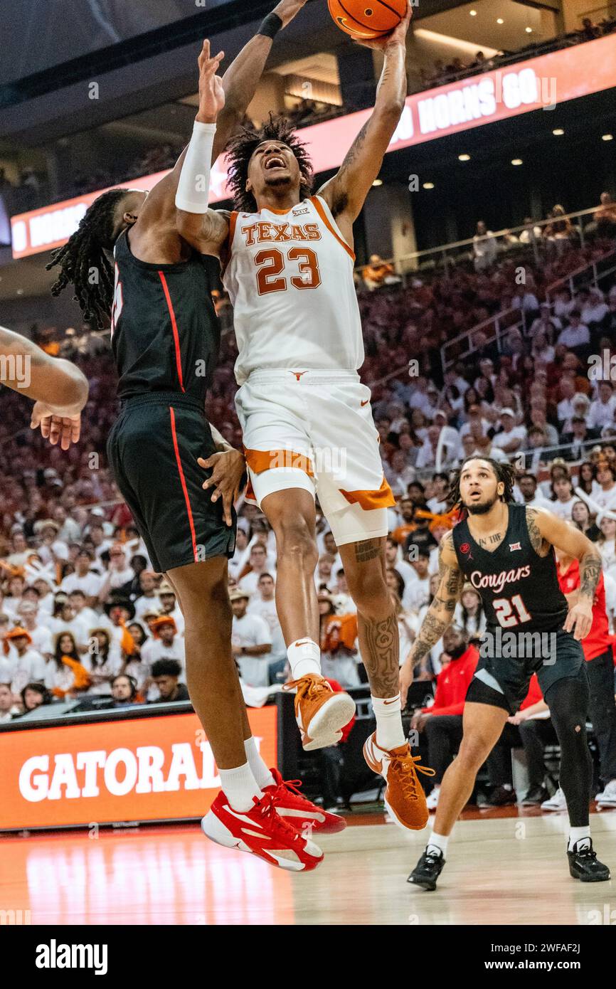 Texas, USA. 29th Jan, 2024. Dillon Mitchell #23 of the Texas Longhorns ...