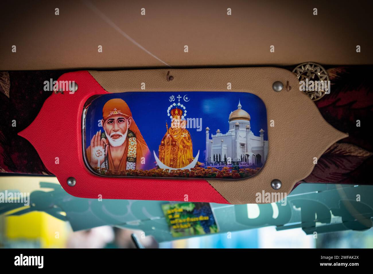 Baba mary hi-res stock photography and images - Alamy