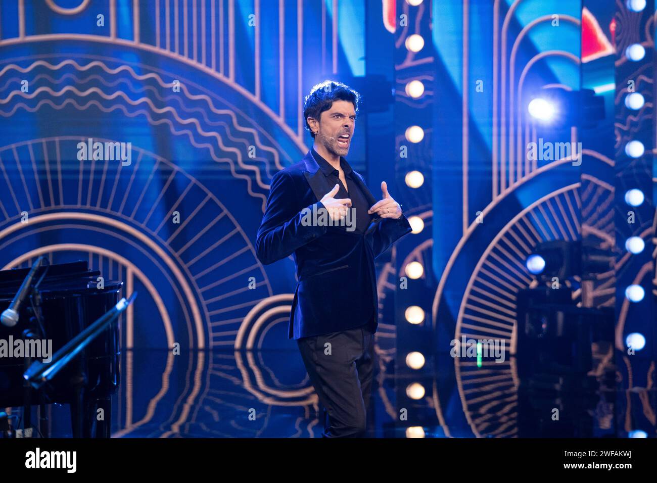 Rosario Morra and Luigi Esposito (Gigi e Ross) during the first episode ...