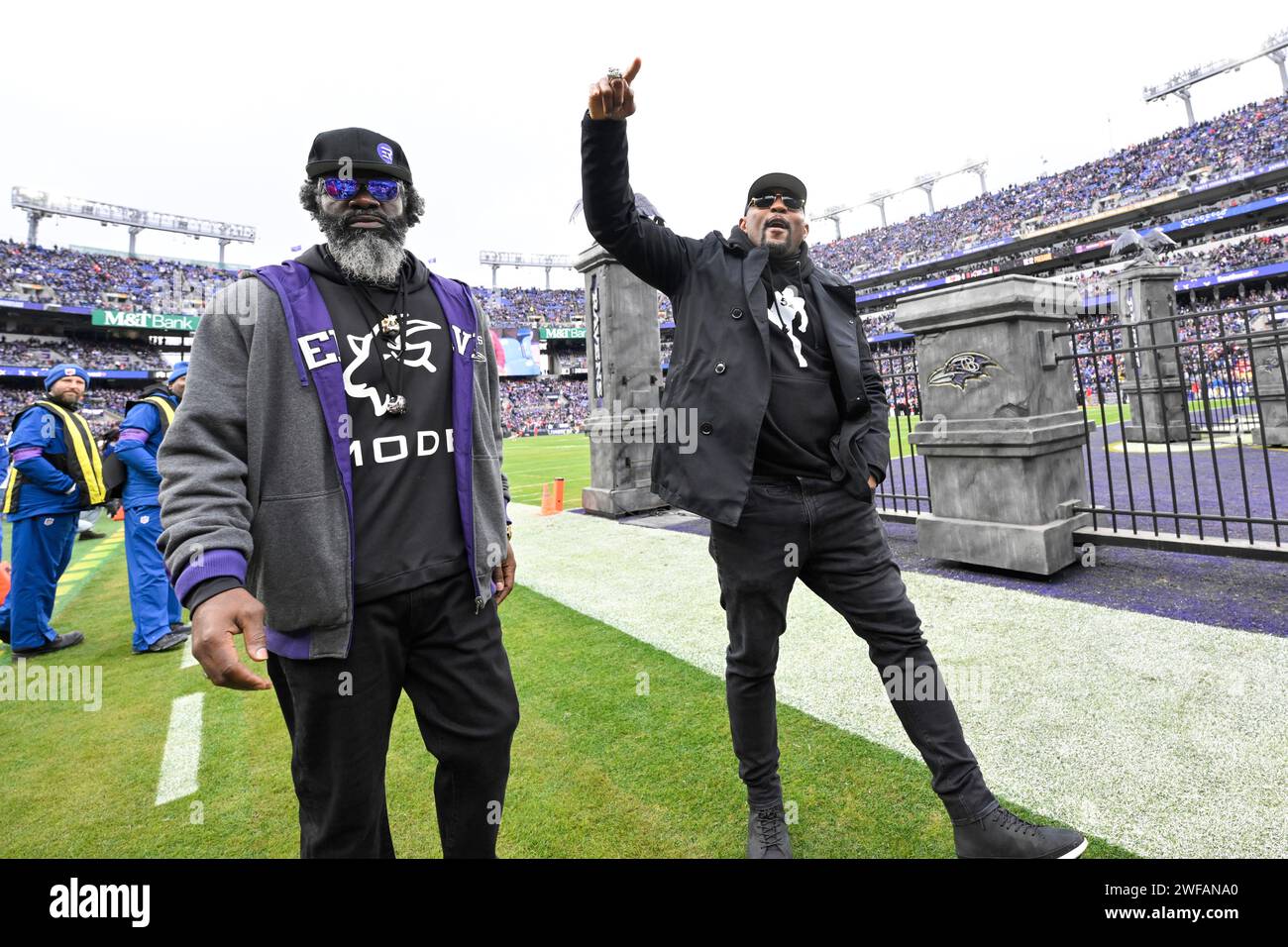 Former Baltimore Ravens Ed Reed, left, and Ray Lewis are seen before ...