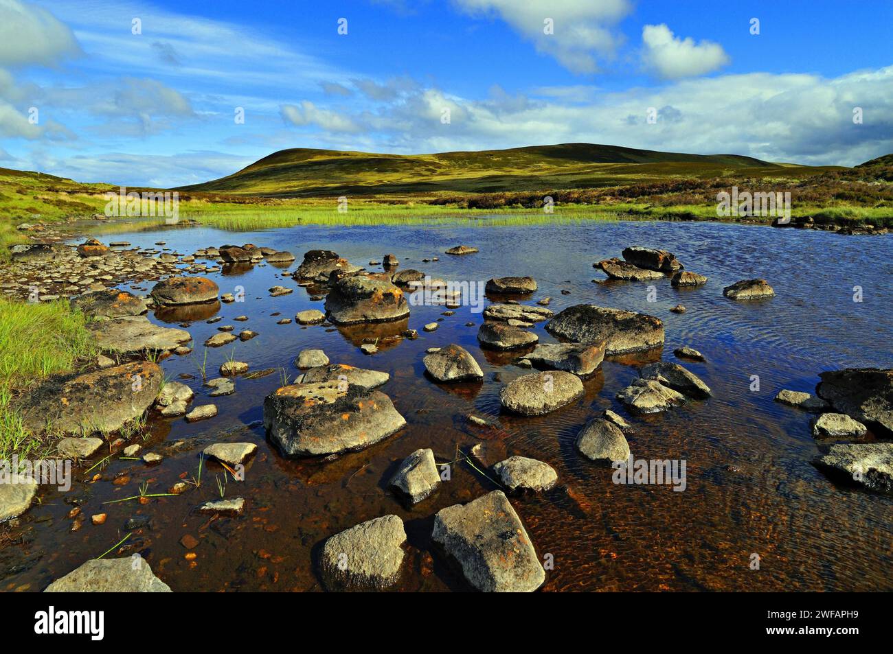 Felsen und Steine am Loch Farley | Exposed rocks and stones at Loch ...