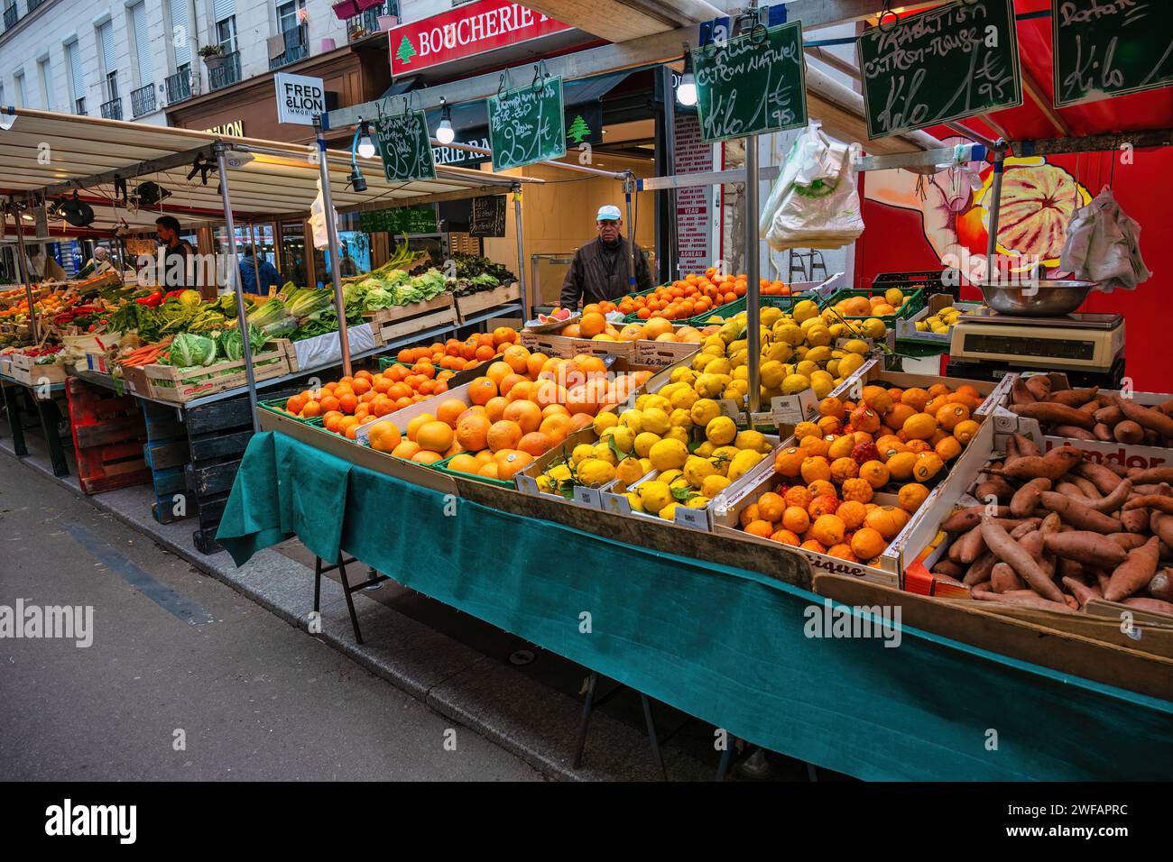 Paris, France - May 14, 2023: many tourist walking and shopping at ...