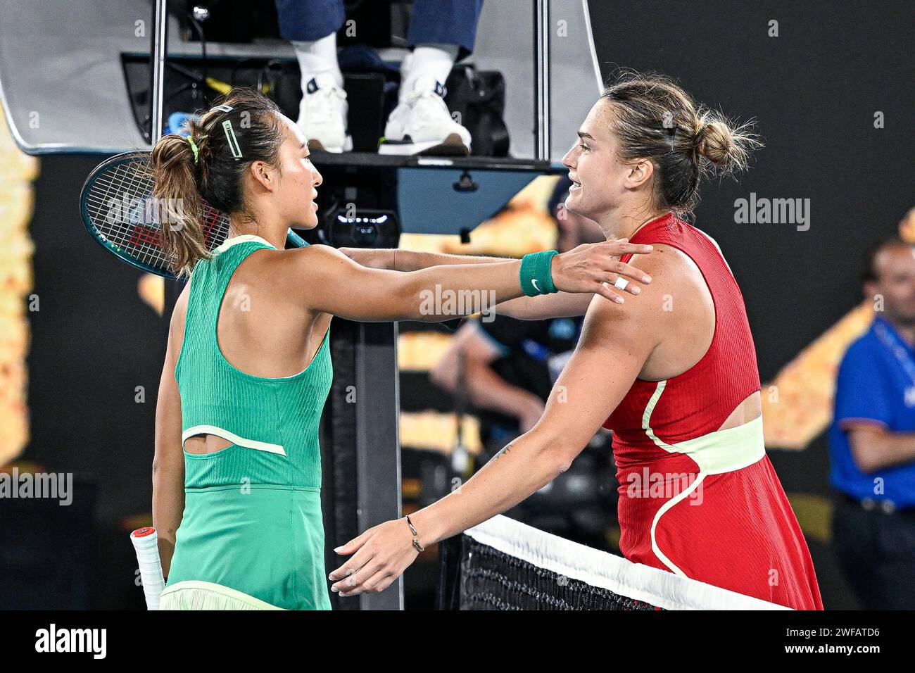 Melbourne, Australie. 27th Jan, 2024. Aryna Sabalenka and Zheng Qinwen during the Australian ...