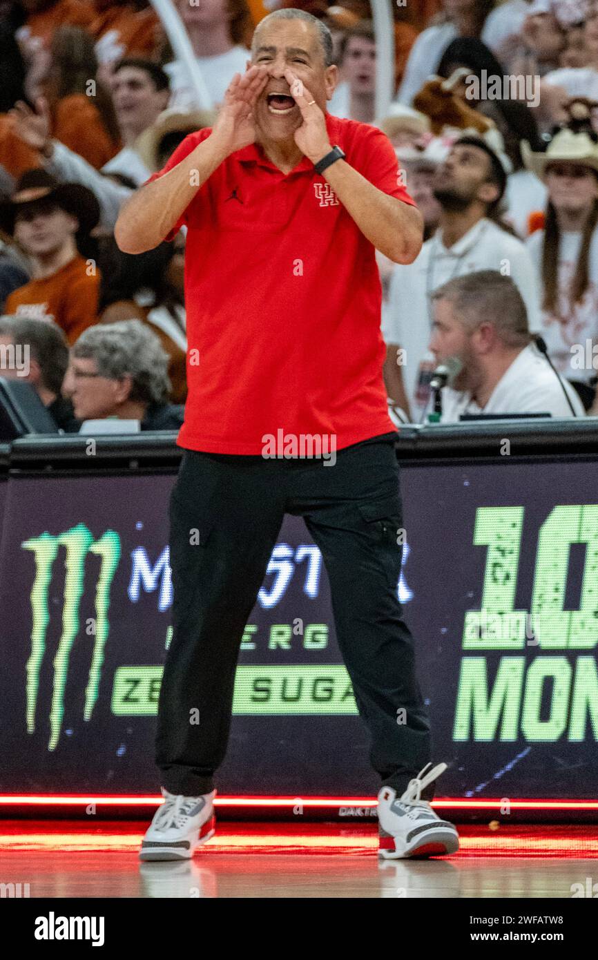 Texas, USA. 29th Jan, 2024. Head coach Kelvin Sampson of the #4 Houston ...