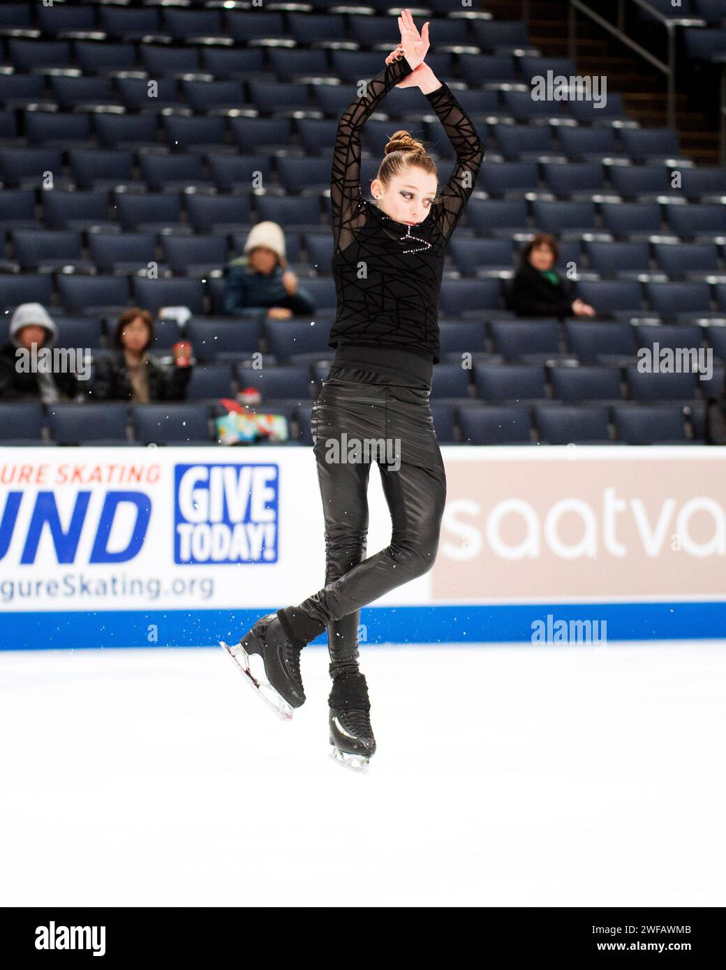 Mens figure skating championships hi-res stock photography and images ...
