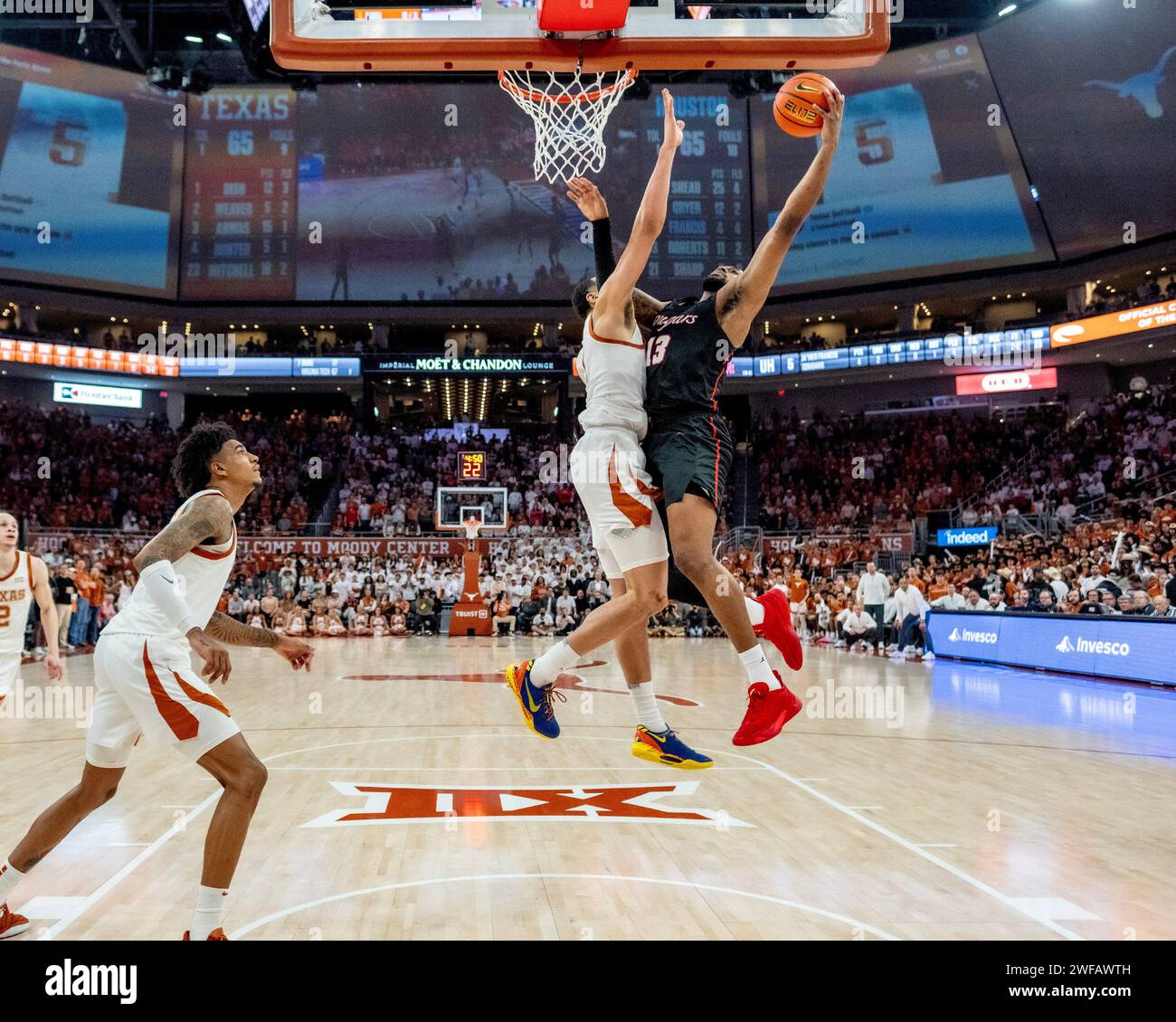 Austin, USA. 29th Jan, 2024. Jan 29, 2024. JÃ Wan Roberts #13 of the #4 ...