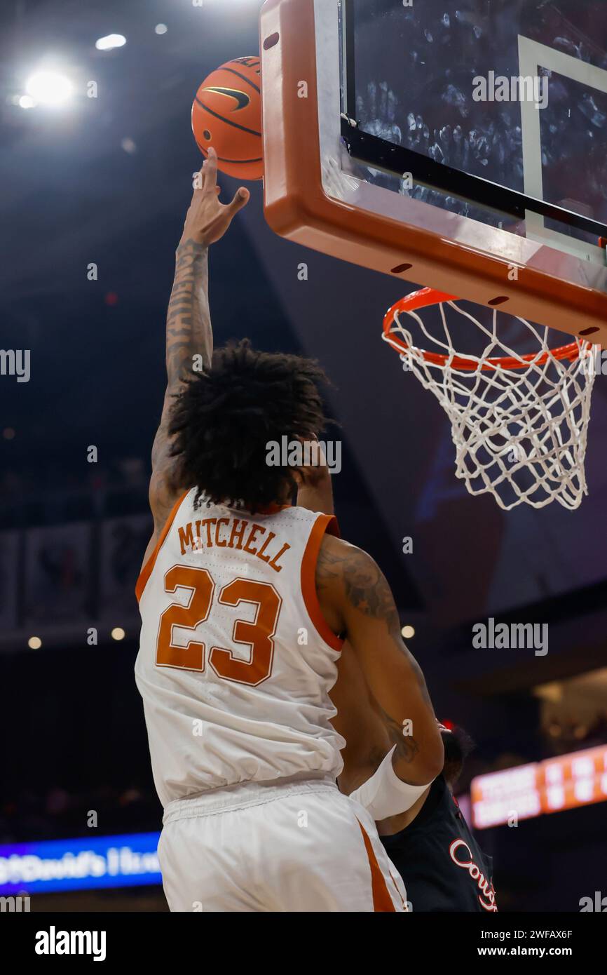 AUSTIN, TX - JANUARY 29: Texas Longhorns forward Dillon Mitchell (23 ...