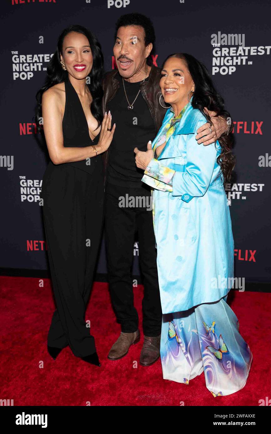 Los Angeles, USA. 29th Jan, 2024. Lisa Parigi, Lionel Richie and Sheila ...
