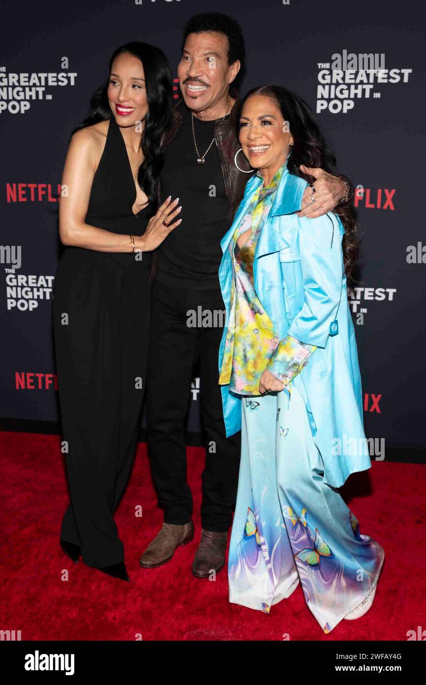 Los Angeles, USA. 29th Jan, 2024. Lisa Parigi, Lionel Richie and Sheila ...