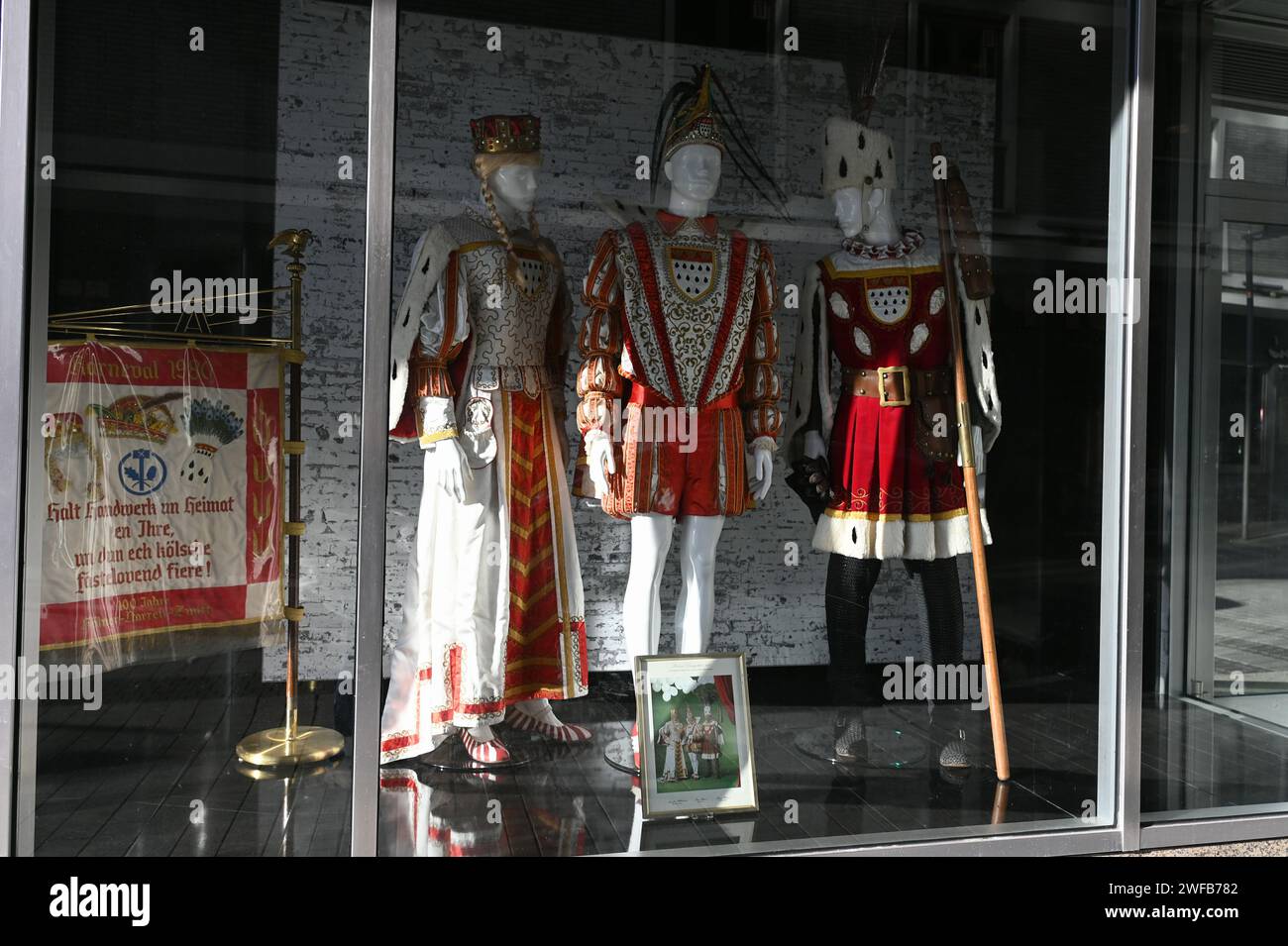 Cologne, Germany. 28th Jan, 2024. The costumes of the Cologne carnival ...