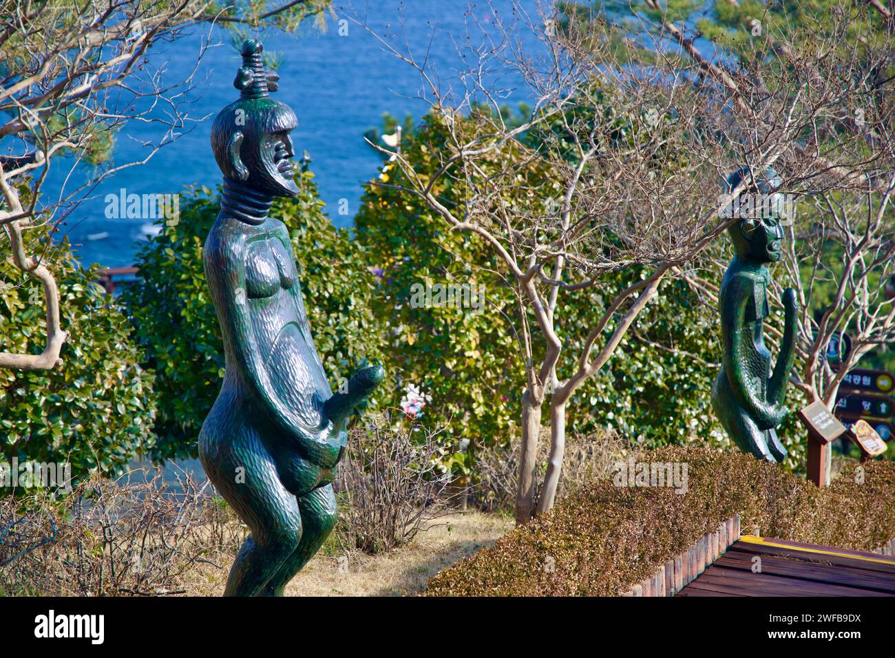 Phallic figures hi-res stock photography and images - Alamy