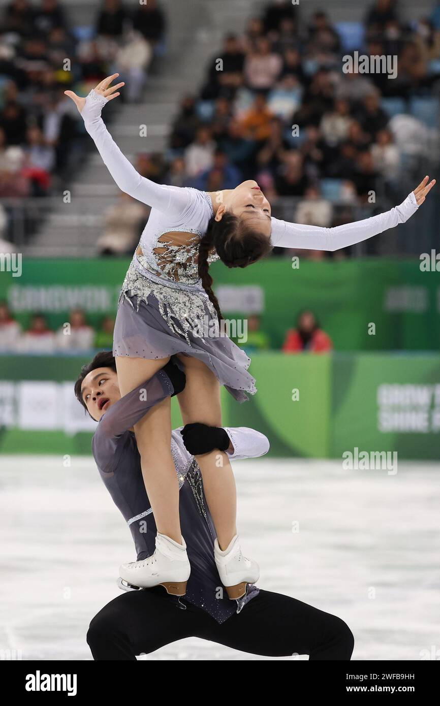Gangneung, South Korea. 30th Jan, 2024. Liu Tong (top)/Ge Quanshuo of ...