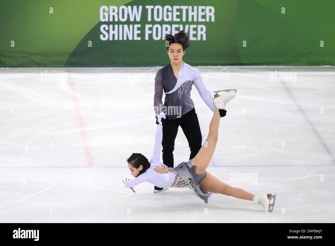Gangneung, South Korea. 30th Jan, 2024. Liu Tong (front)/Ge Quanshuo of ...